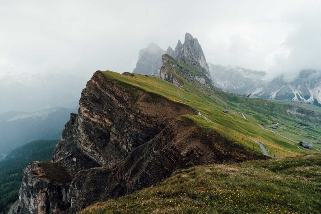 Hike over de bergkam van Seceda in de Dolomieten | Scenic Route